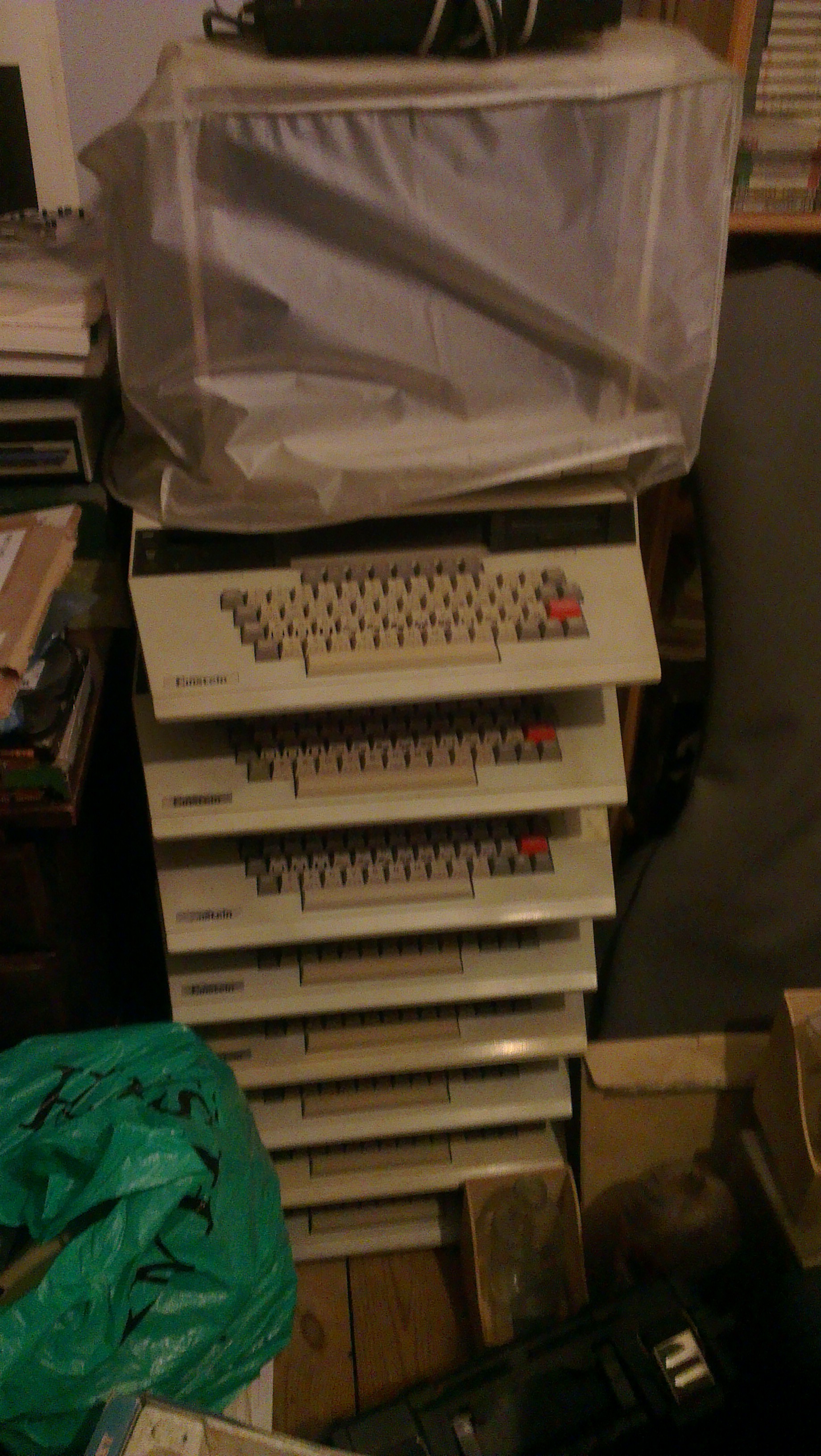 Index of /userfiles/tatung einstein/hardware/